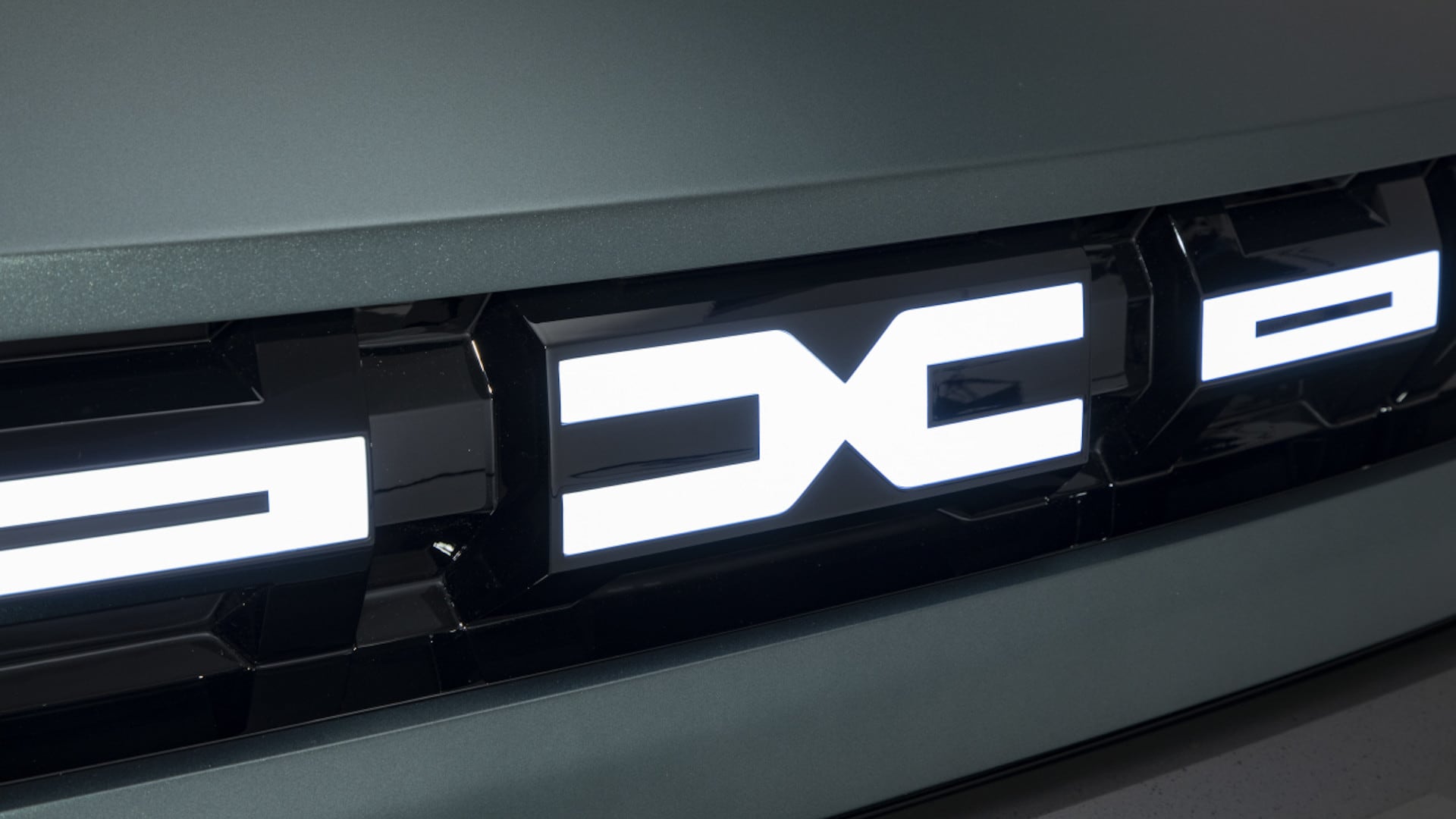 Tohle může být naprostý hit. Populární Dacia Sandero dorazí i jako ...