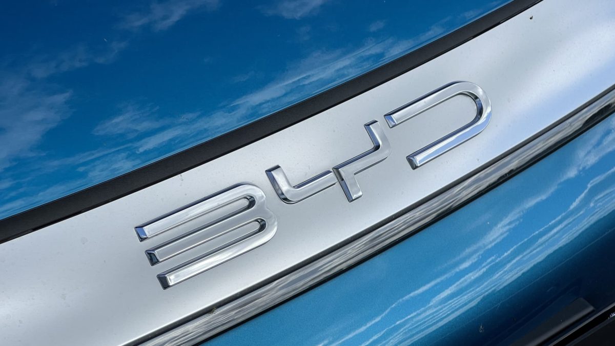 Nejprodávanější elektromobil v Evropě je z Česka a BYD předběhl Teslu ...