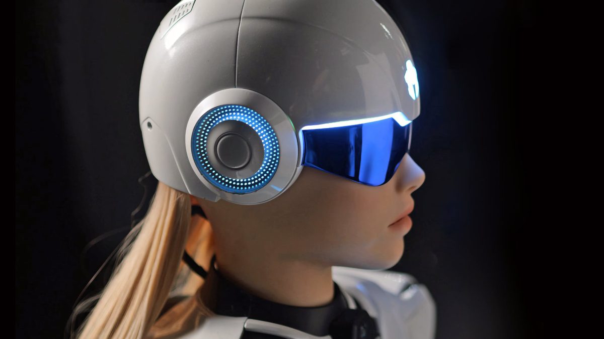 Nechali byste se přesvědčit? Atraktivní robotka začne prodávat auta ...
